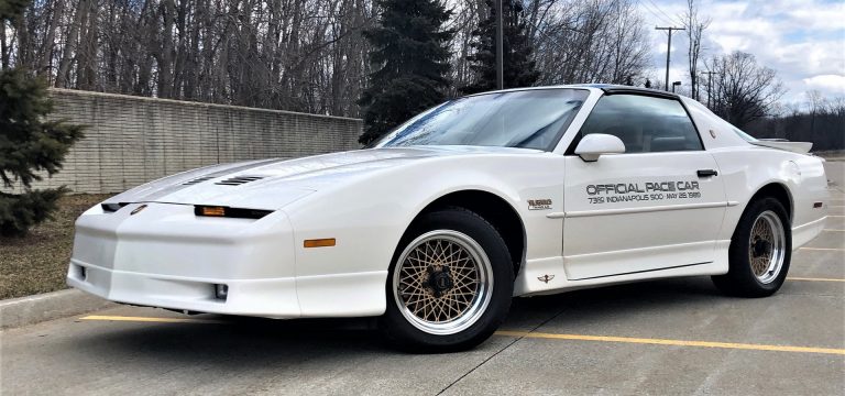 Special Edition 1989 Pontiac Trans Am Turbo Invites You To Get Your ...