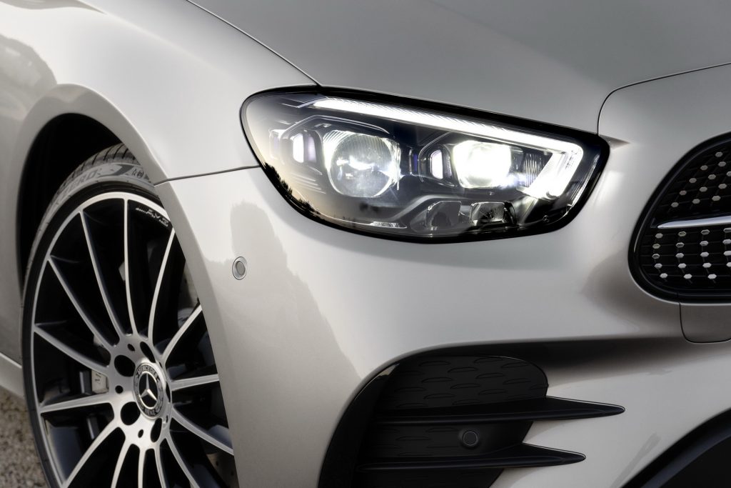 Mercedes-Benz Gives 2021 E-Class A Face And Tail Lift Along With New ...