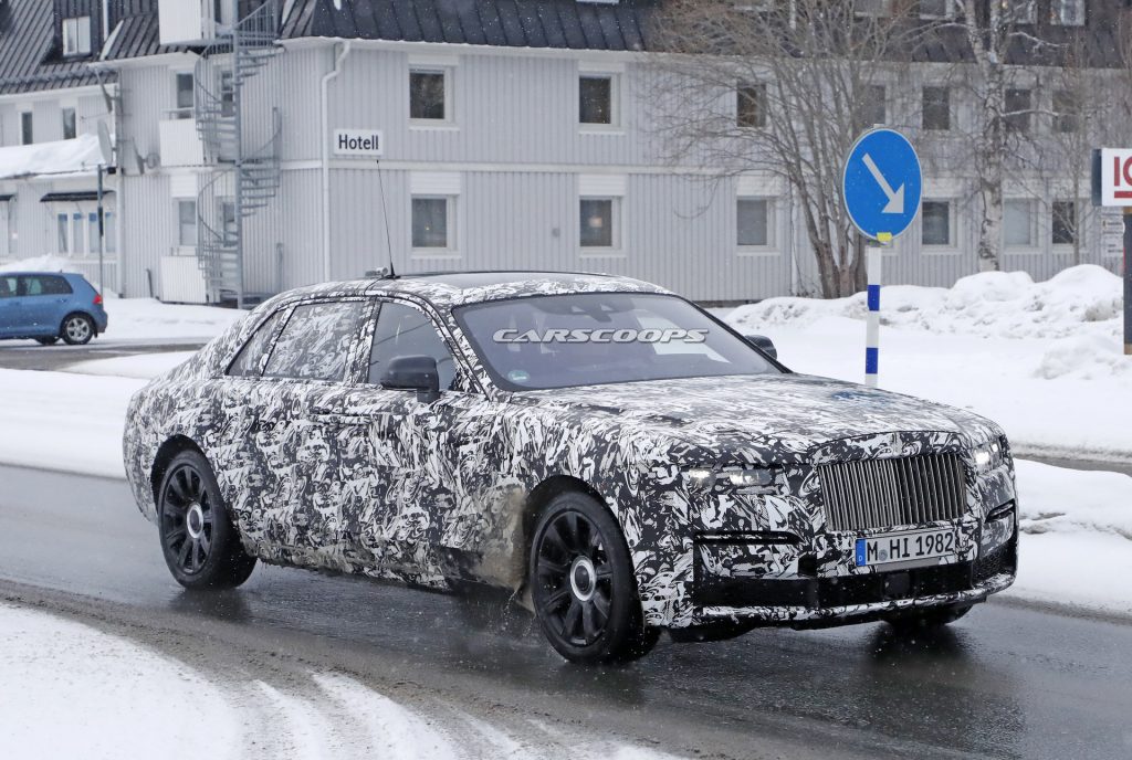 2021 Rolls-Royce Ghost LWB Prototype Caught Alongside Regular Model ...