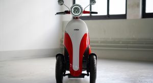 The Microlino 2.0 Is A Cute, Electric Bubble Car With Up To 124 Miles ...