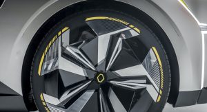 Renault Morphoz Unveiled As The Shape-Shifting Electric Crossover Of ...