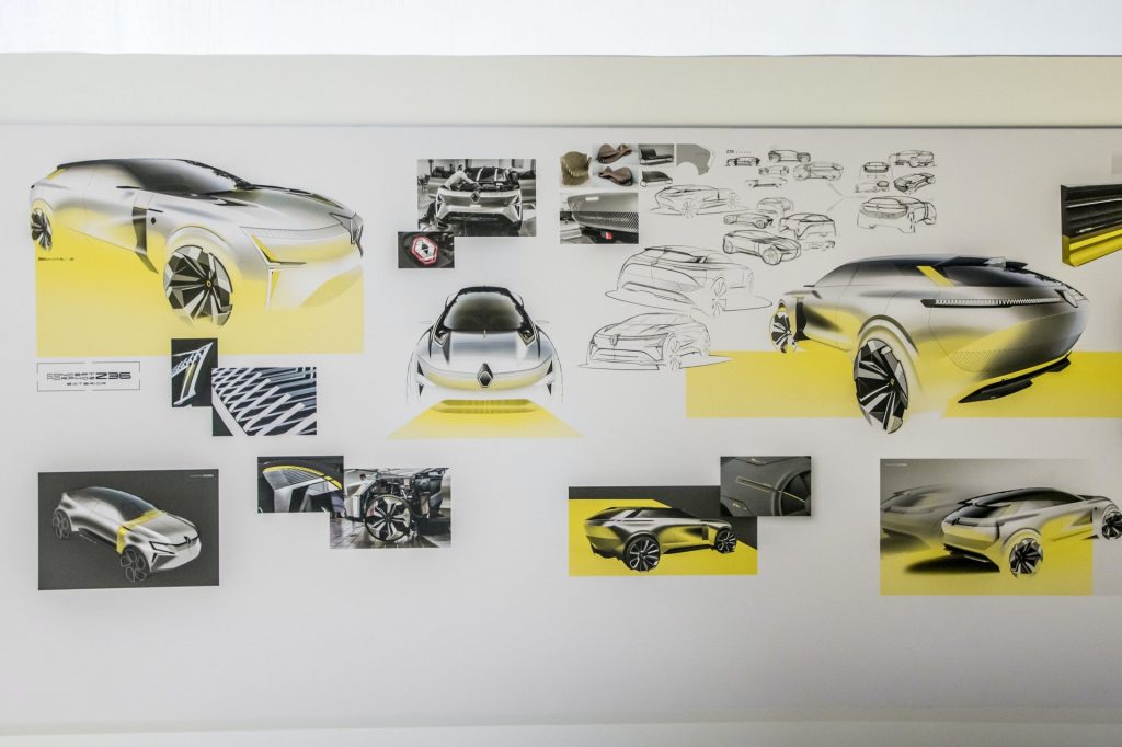 Renault Morphoz Unveiled As The Shape-Shifting Electric Crossover Of ...