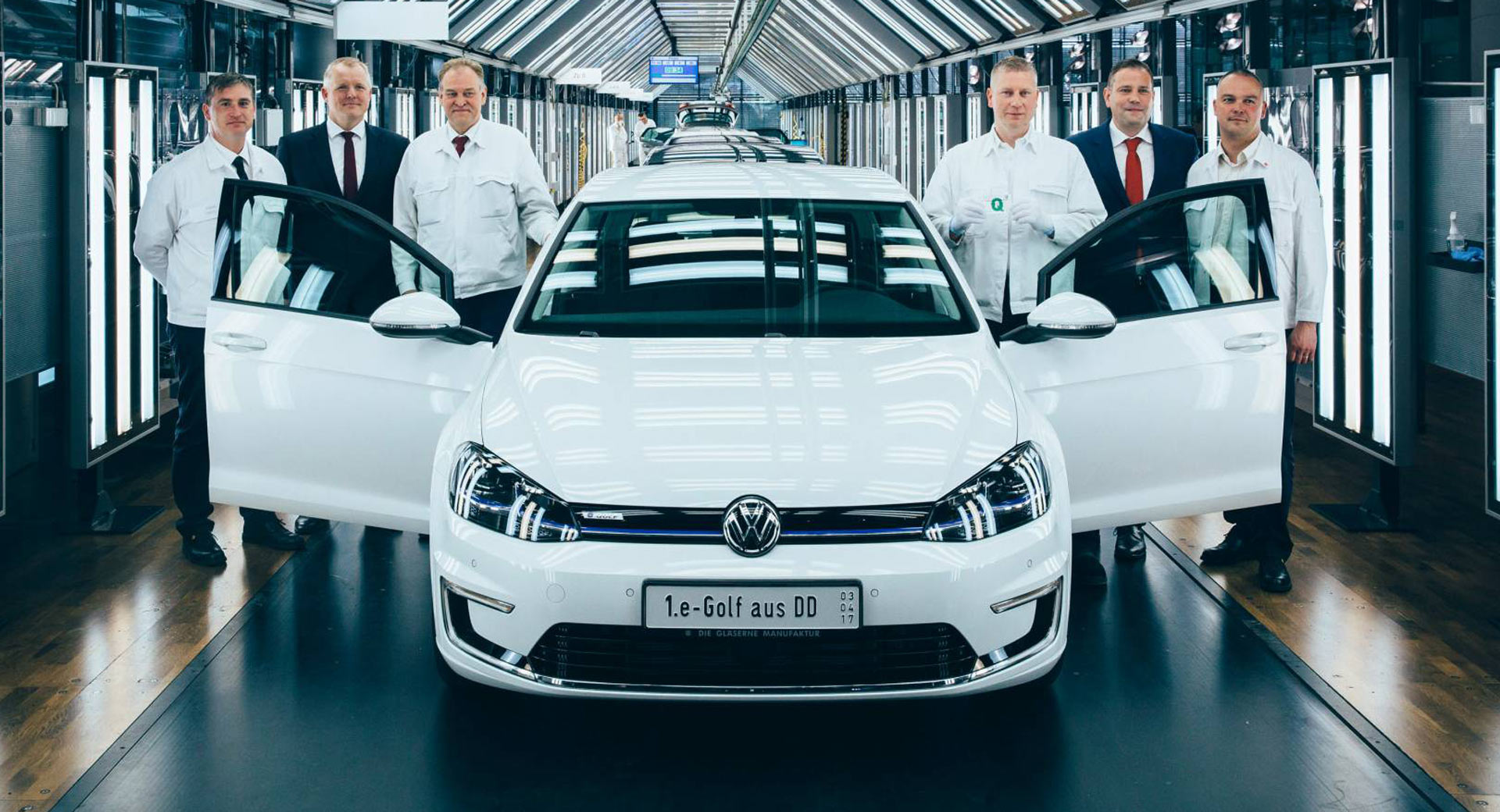 VW Gives Its Workers A $5,600 Bonus For 2019 Performance | Carscoops