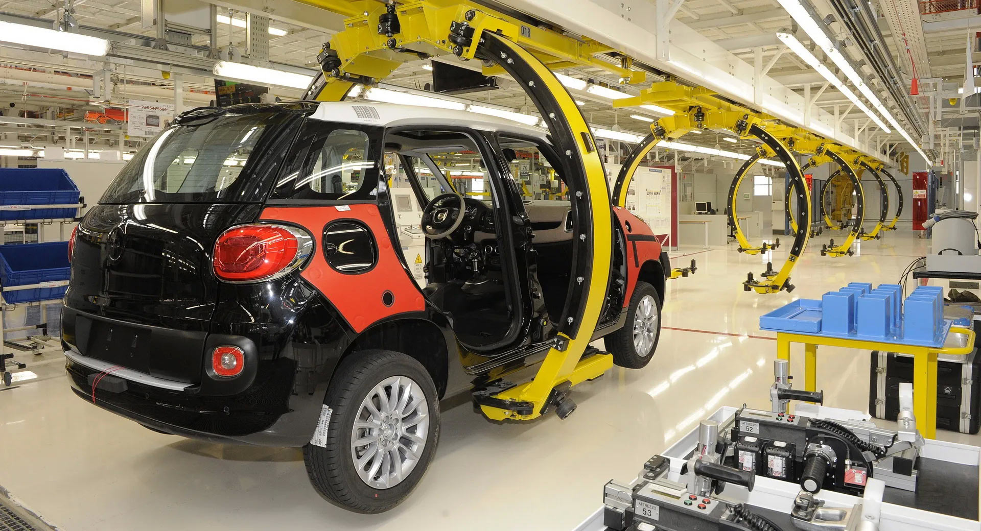 Italy’s Car Industry Staying Afloat Despite Strict New Virus ...