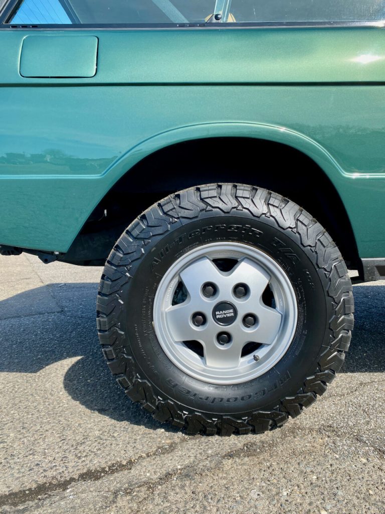 Legacy Overland Restomods A 1990 Range Rover Classic With 430 HP LS3 V8 ...