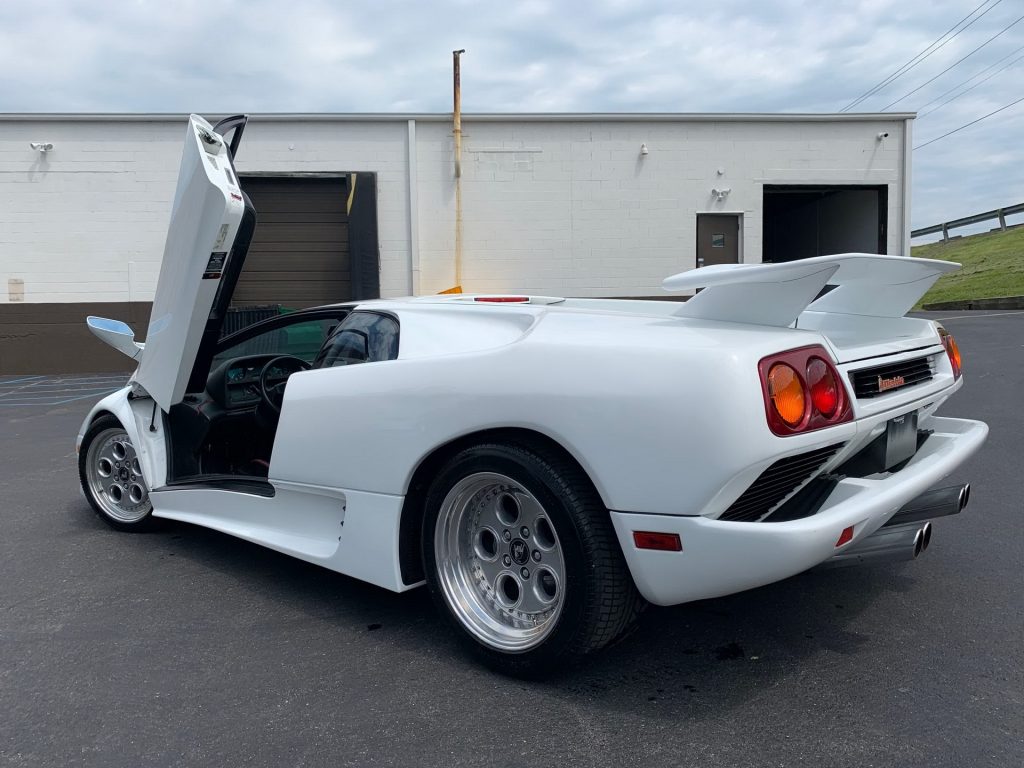 Make This White 1991 Lamborghini Diablo Your Poster Car | Carscoops