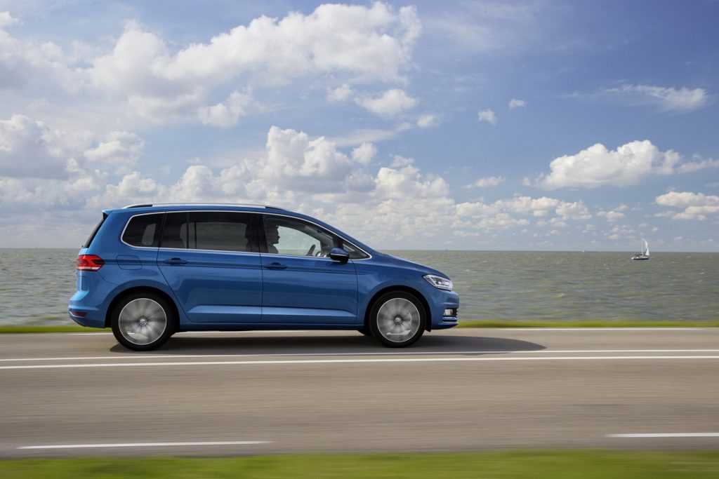 VW Touran Walks On Thin Ice, Might Be Replaced By The I.D. Buzz | Carscoops