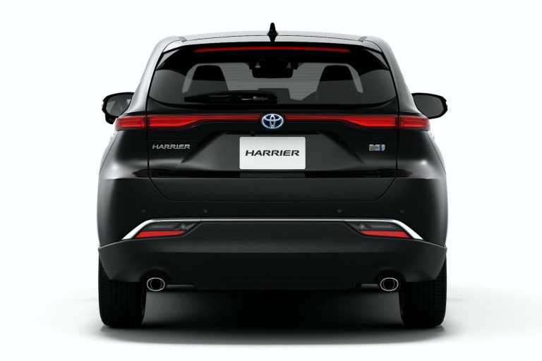 New 2021 Toyota Harrier Is A Good Looking RAV4-Based SUV You Can Only ...