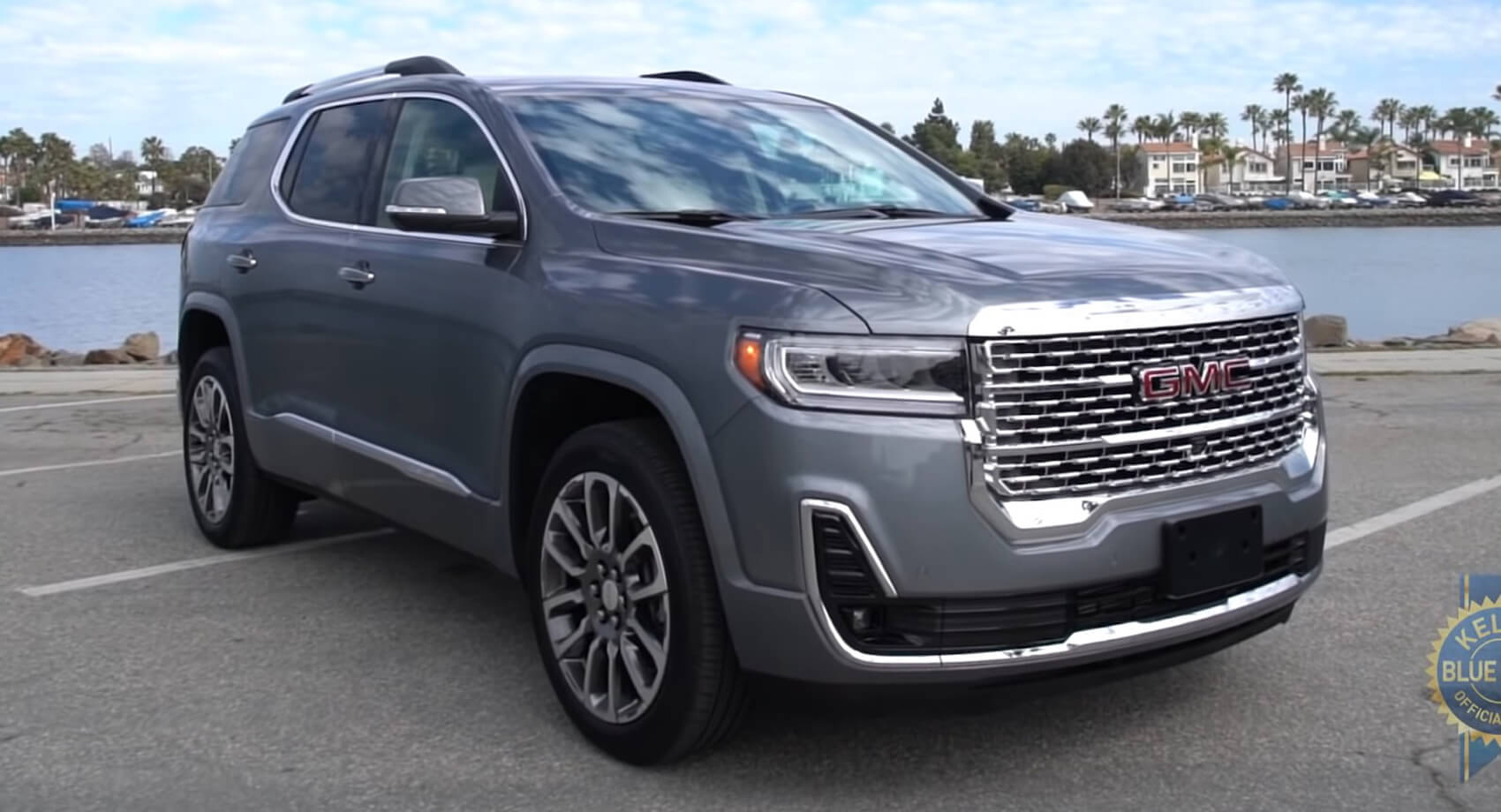 Is The 2020 GMC Acadia A Caddy XT6 On A Budget? | Carscoops