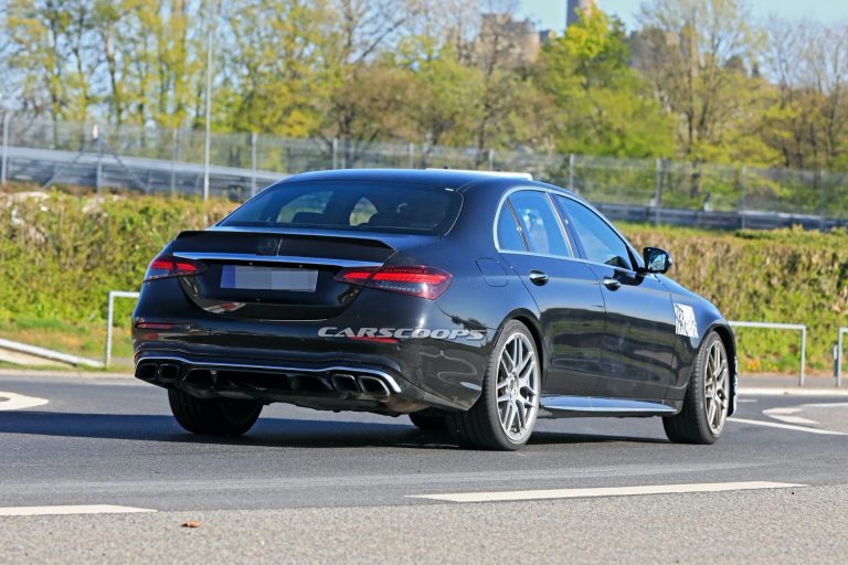 2021 Mercedes-AMG E63 Looks Calm During Track Testing, Until You Hear ...