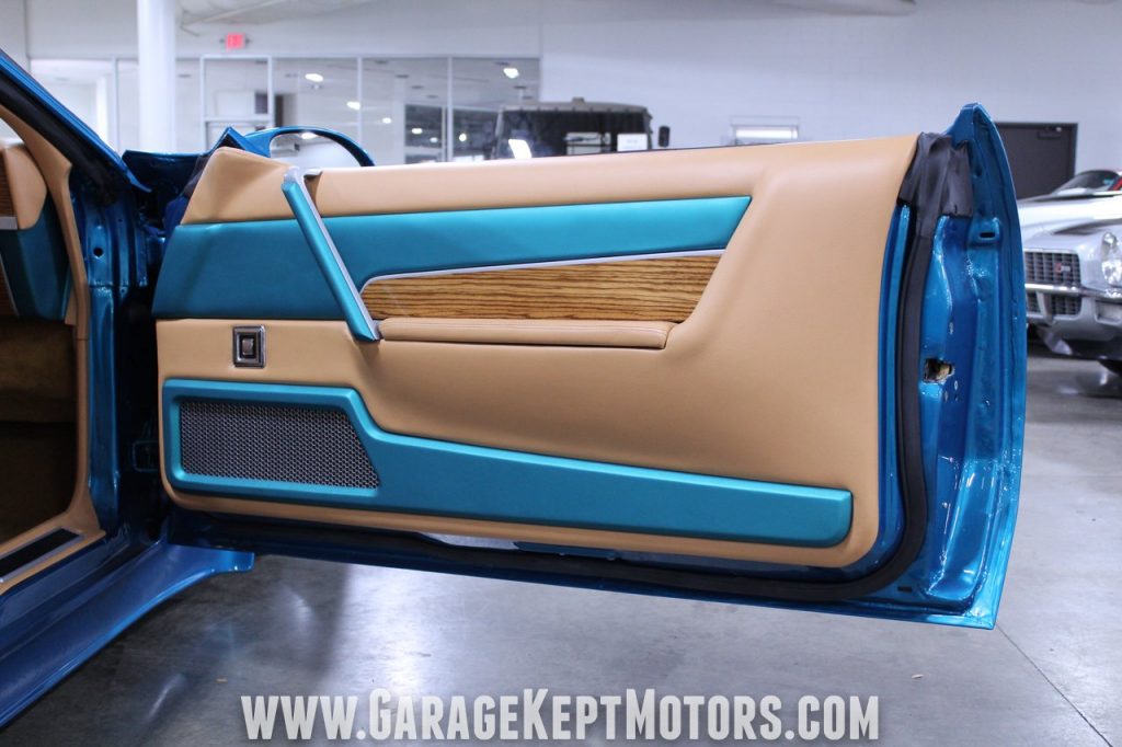 A Dodge Magnum Like No Other You’ve Seen Has $300,000 Worth Of Mods ...