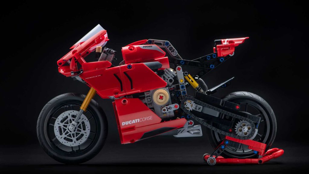 Build A Lego Ducati Panigale With A Two-Speed Gearbox | Carscoops