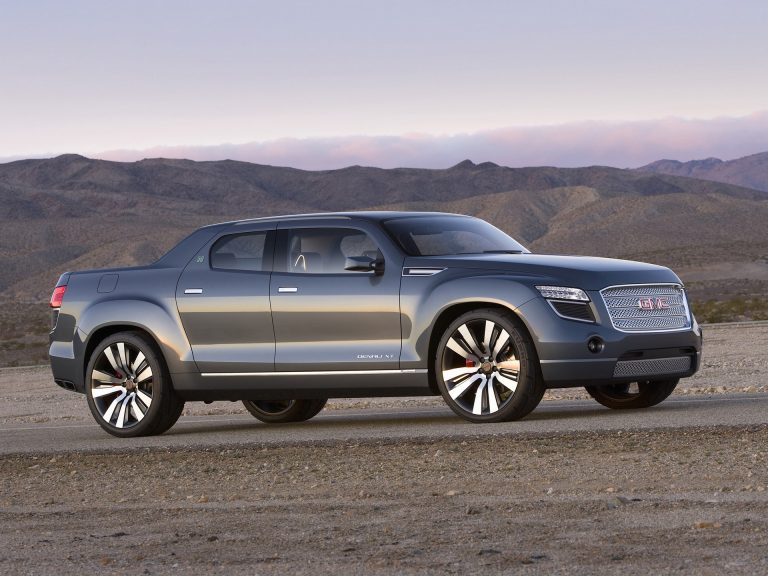 Twelve Years Later, We Still Dig The Unibody GMC Denali XT Concept ...