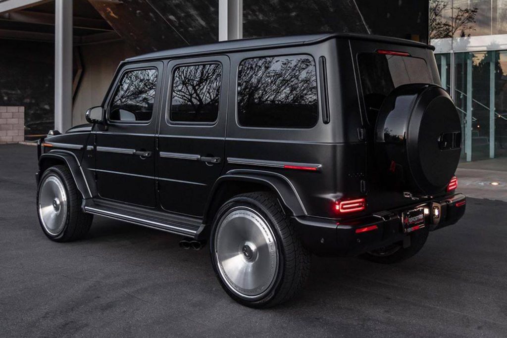 Mercedes-Benz G-Wagon Tries On Dish Wheels, What Do You Think? | Carscoops