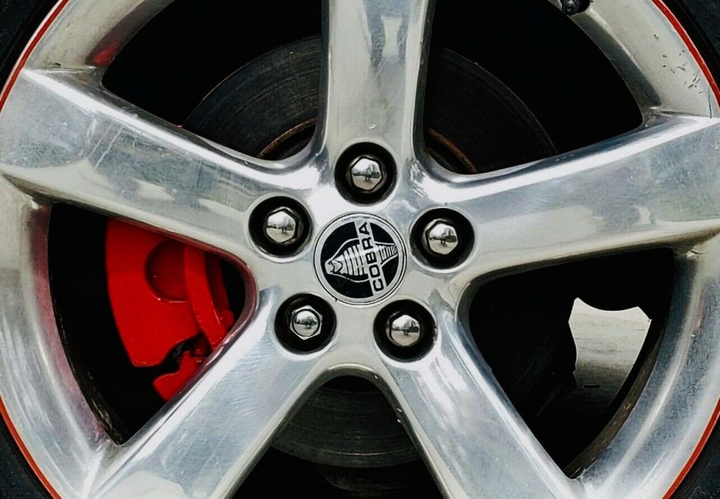 A Pontiac Solstice That Thinks It’s A V10 Shelby Cobra Innovation ...