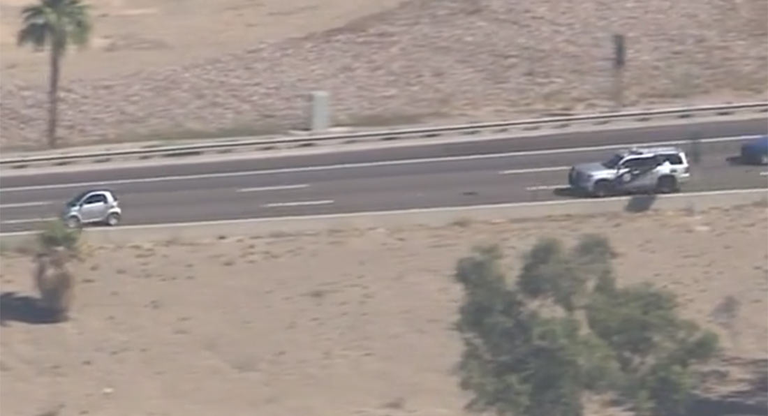Not So Smart Driver Tries To Outrun Police In Arizona With A ForTwo ...