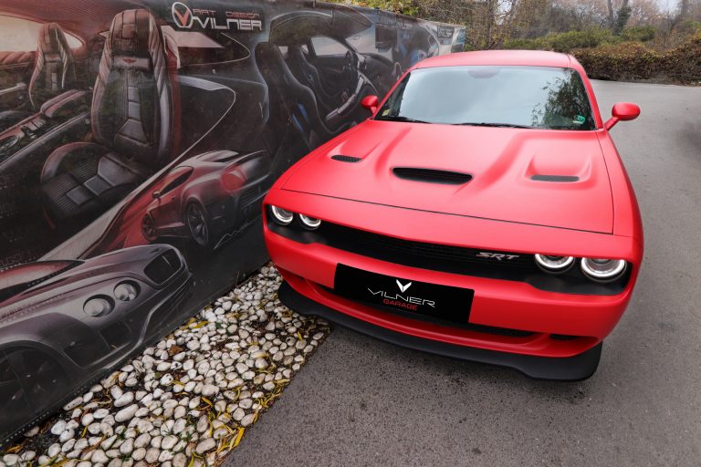 Vilner Plays Exorcist With The Dodge Challenger SRT Hellcat, Gets ...