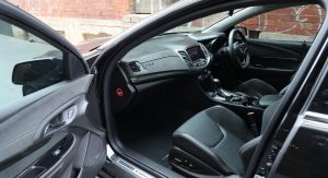 Super Low Mileage HSV Senator Signature Is A Luxury Performance ...