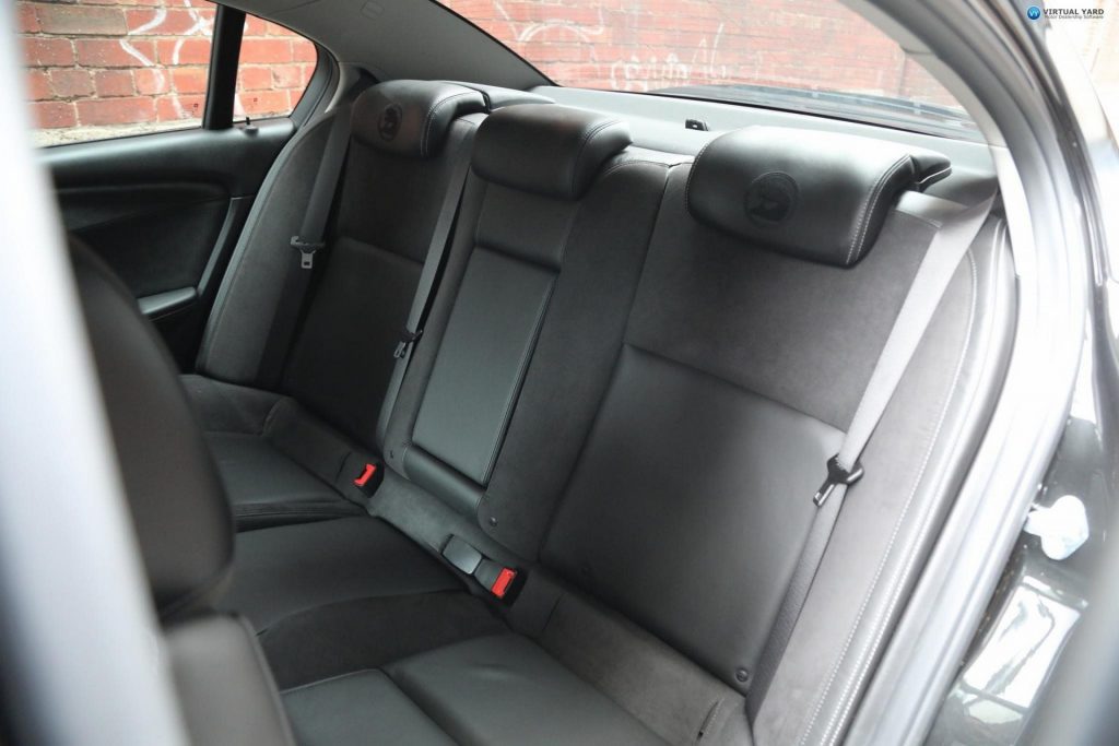 Super Low Mileage HSV Senator Signature Is A Luxury Performance ...