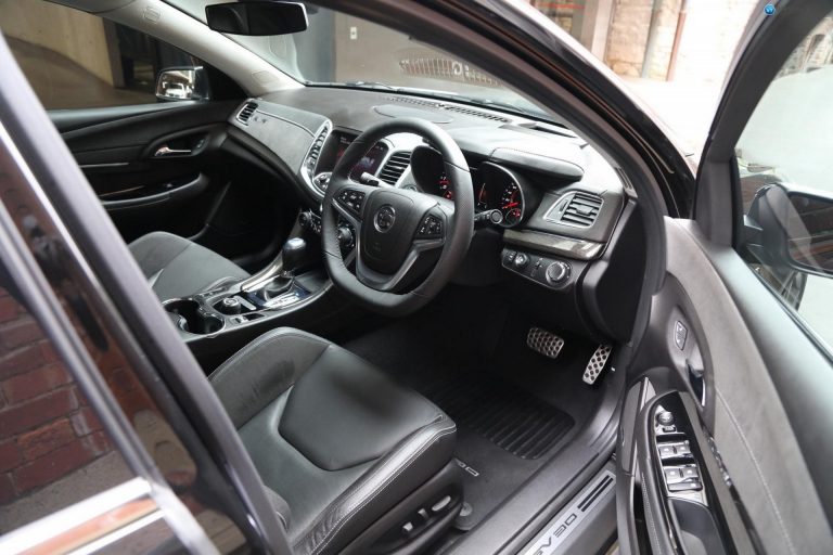 Super Low Mileage HSV Senator Signature Is A Luxury Performance ...