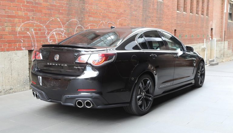 Super Low Mileage HSV Senator Signature Is A Luxury Performance ...