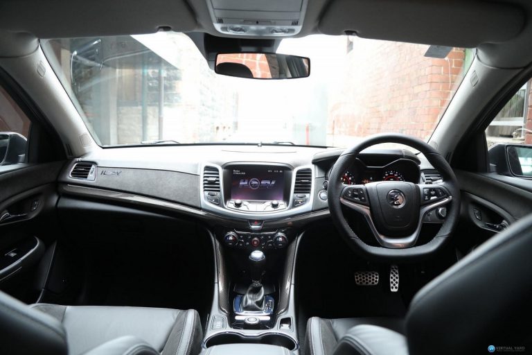 Super Low Mileage HSV Senator Signature Is A Luxury Performance ...