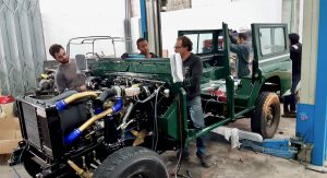 Restomod 1993 Land Rover Defender Wants To Be One With The Woods ...