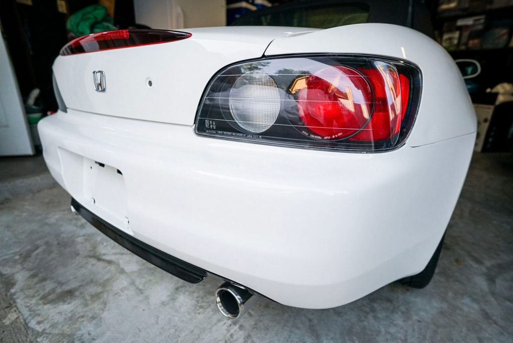 ‘Snowflake’ Is A Much Sought After White On Red Honda S2000 With 21k ...