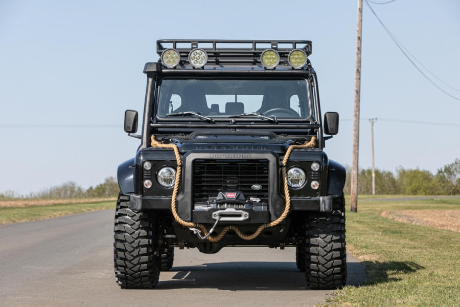Here’s Your Chance To Snatch A Defender From James Bond’s Spectre Movie ...
