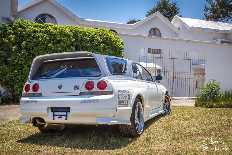 One-Off Nissan Skyline GT-R R33 ‘Speedwagon’ Looks Odd, But Was A Beast ...