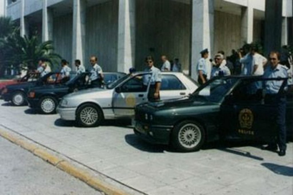 Greece Had Some Of The Coolest Police Cars Of The 1990s To Fight Street ...