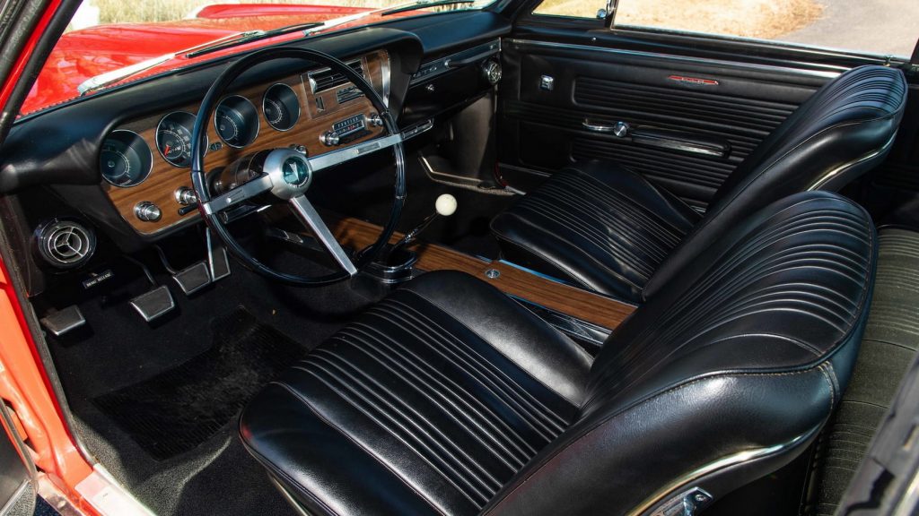 This Must Be What Pontiac GTO Paradise Looks Like: Mecum Auctions ...