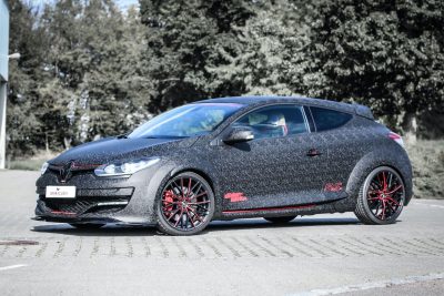 Older Renault Megane RS Coupe Is High On Psychedelic Color Shifting ...