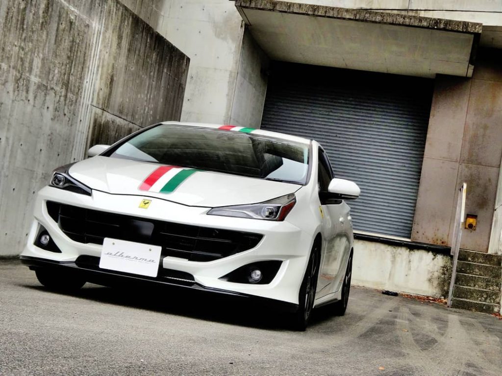 This Toyota Prius Identifies As A Ferrari FF | Carscoops