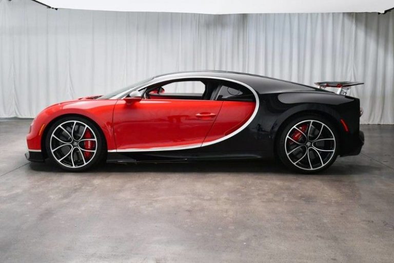 Barely Run-In Red And Black Bugatti Chiron Will Cost You $3.1 Million ...