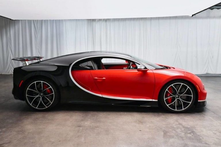 Barely Run-In Red And Black Bugatti Chiron Will Cost You $3.1 Million ...