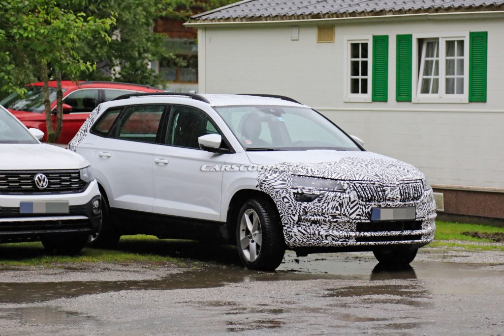 2021 Skoda Karoq Facelift Previews Tweaked Grille And Lights | Carscoops