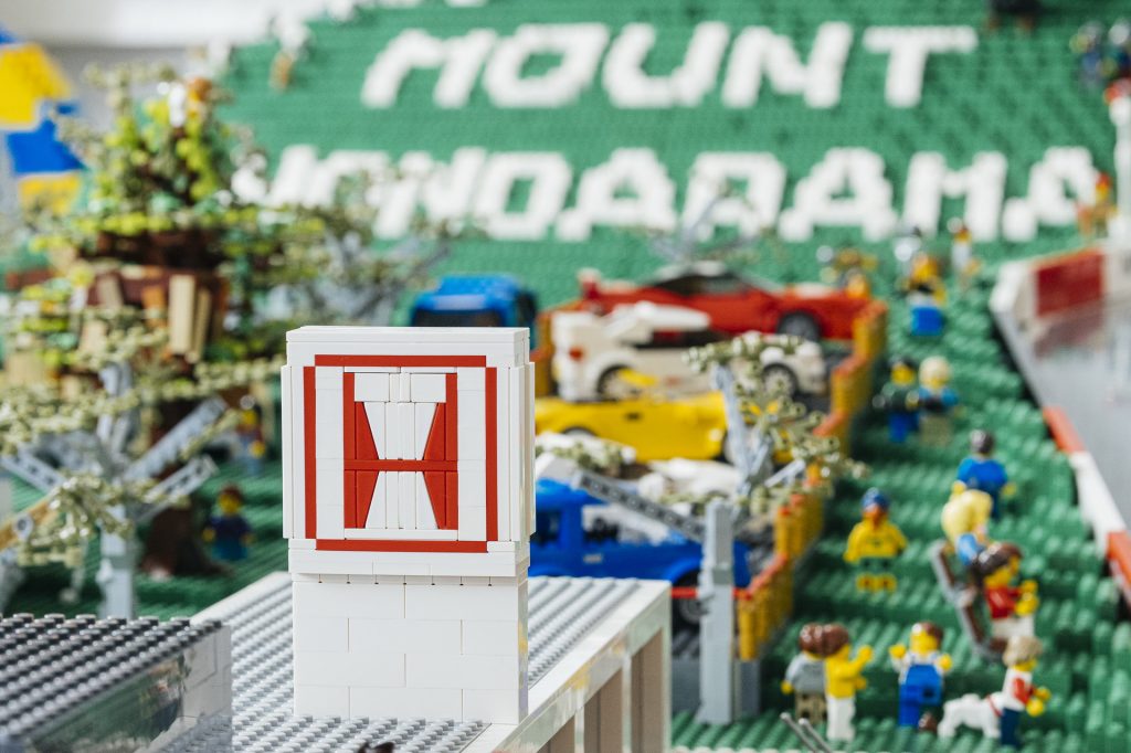 LEGO: Australia’s Mount Panorama Circuit Recreated Using 150,000 Bricks ...