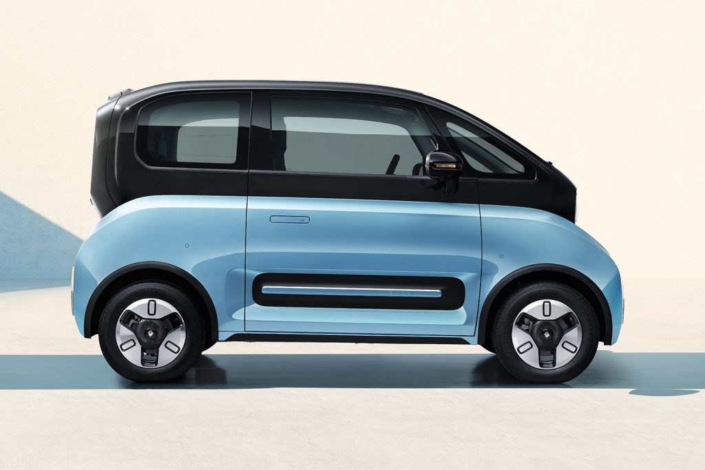 Quirky Baojun E300 And E300 Plus Mini EVs Offer 189-Mile Range For Under $10,000 | Carscoops