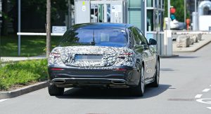 Barely Disguised 2021 Mercedes S-Class Looks Stately In Long-Wheelbase ...