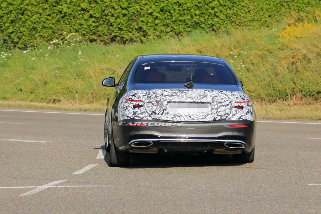 Barely Disguised 2021 Mercedes S-Class Looks Stately In Long-Wheelbase ...