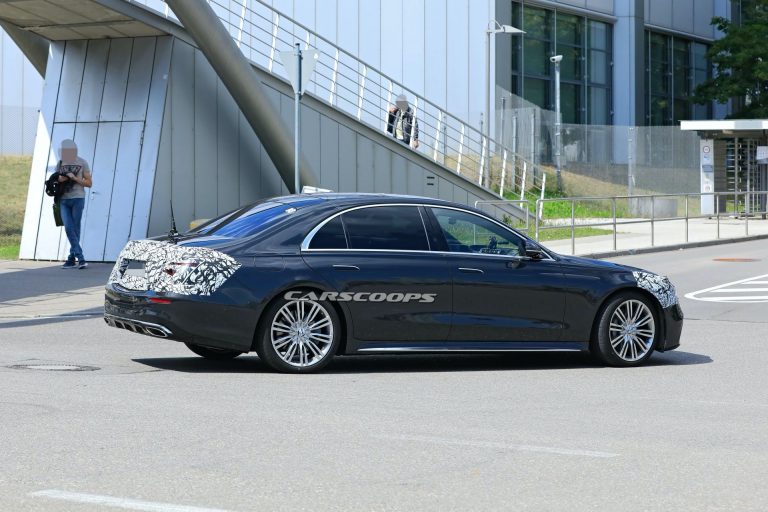 Barely Disguised 2021 Mercedes S-Class Looks Stately In Long-Wheelbase ...