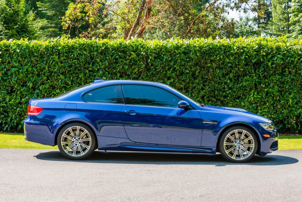 Low-Mileage BMW E92 M3 Has A Six-Speed Manual And A Roaring V8 | Carscoops