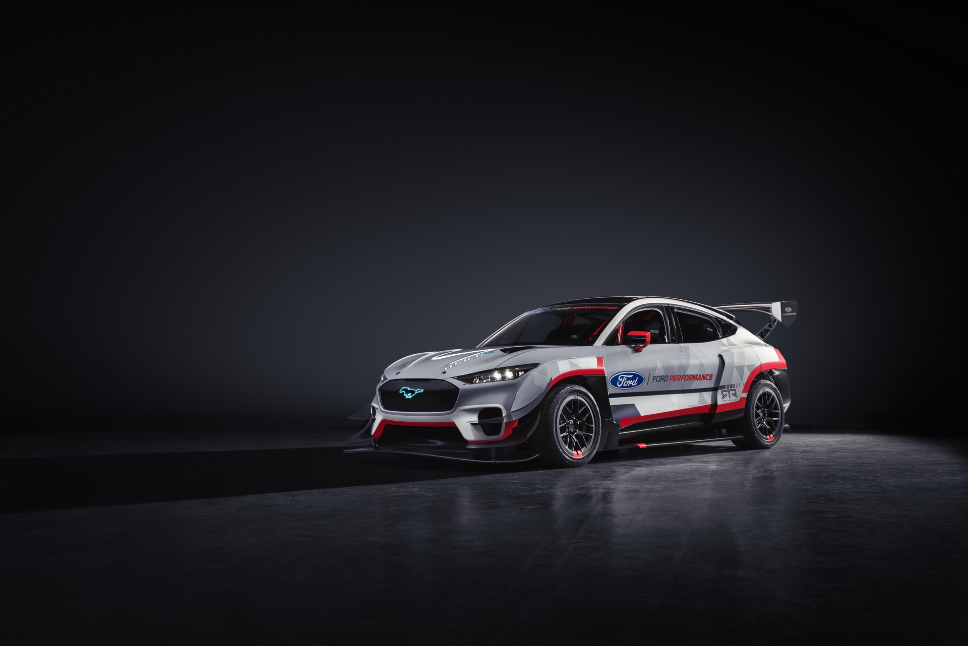 Ford’s Wild Mustang Mach-E Prototype Racer Comes With Seven Motors ...