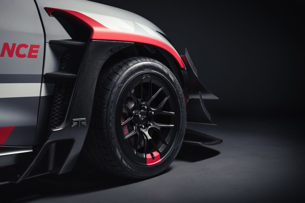 Ford’s Wild Mustang Mach-E Prototype Racer Comes With Seven Motors ...