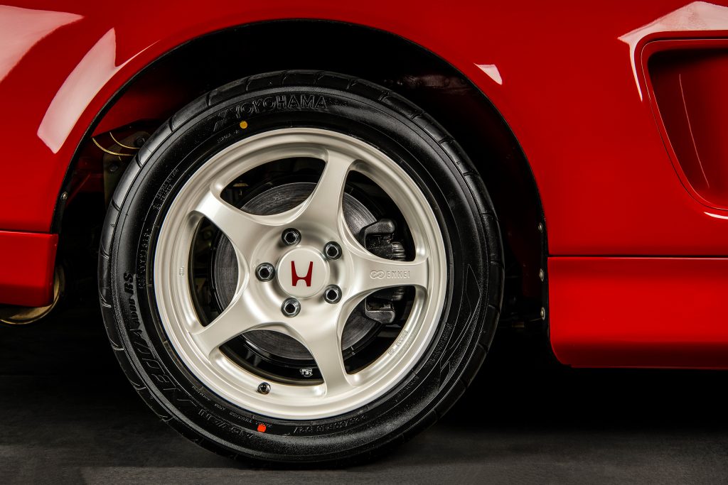 Rare Honda NSX-R Is Heading For Auction, Starting Price Is… $408K ...