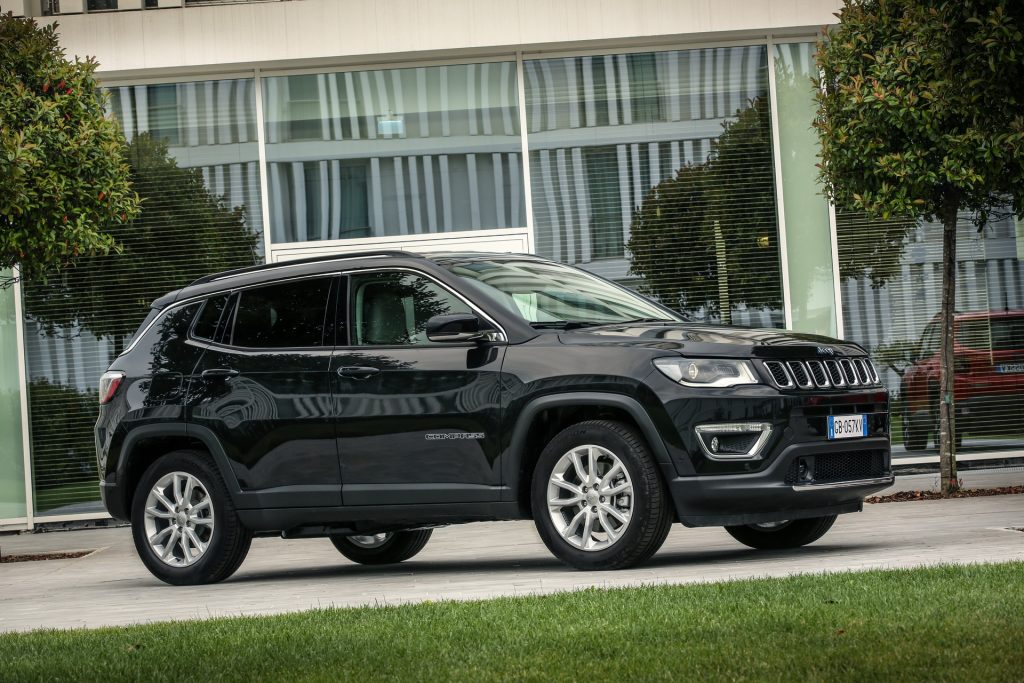 Jeep Details Compass And Renegade 4Xe PHEVs For Their European Launch ...