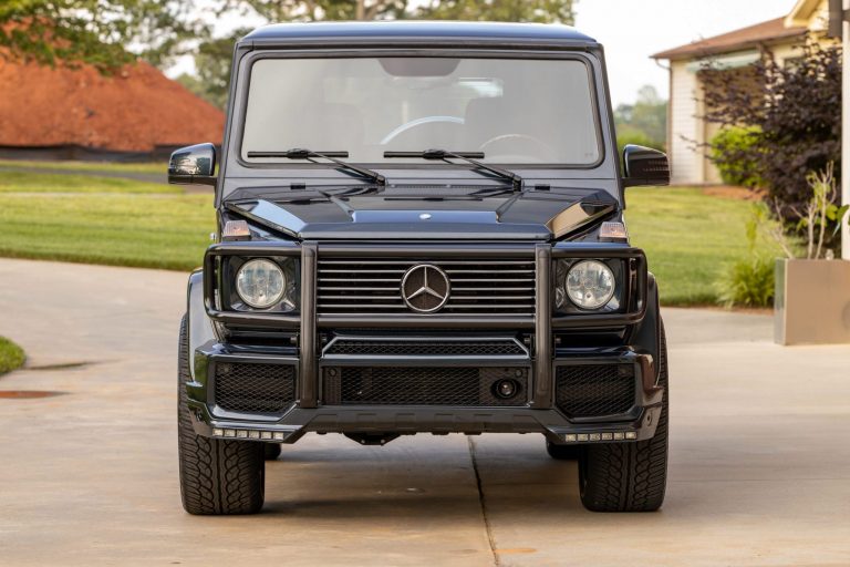 Stand Out From The Crowd With This Mercedes-Benz G500 SWB | Carscoops