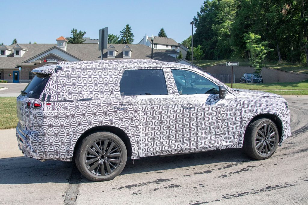 2022 Nissan Pathfinder Shows Big Infotainment Screen In Its Spy Debut ...