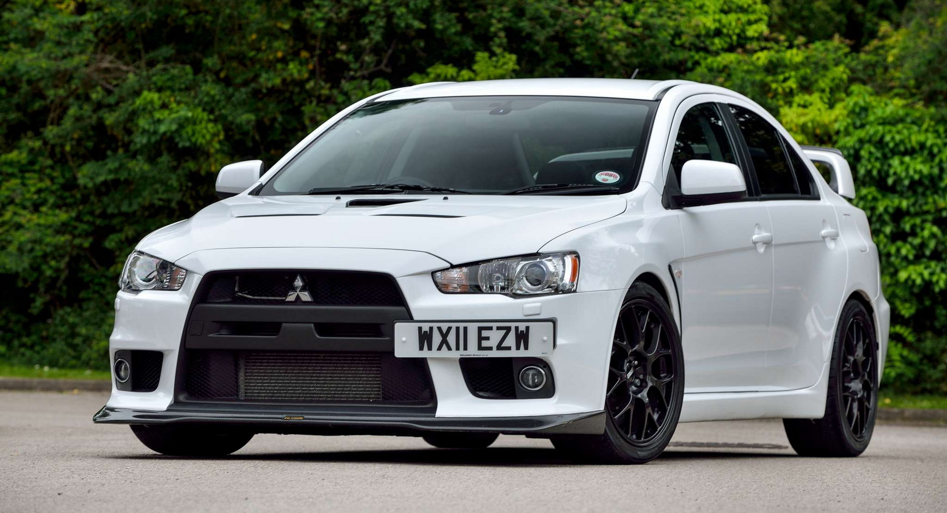 UK Celebrates Two Decades Of Mitsubishi Lancer EVOs Carscoops